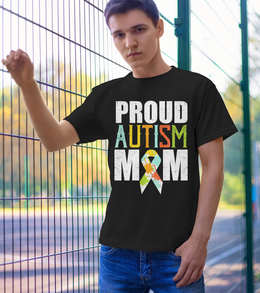Proud Autism Mom Colorful Awareness T-Shirt