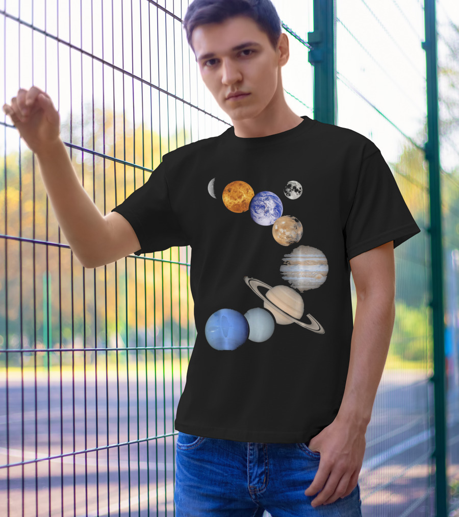 Planet Solar System Earth Moon Sun Mars Jupiter Saturn Neptune Uranus T-Shirt
