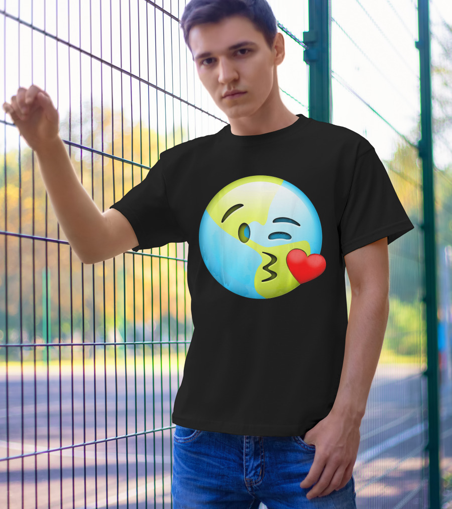 Cute Earth Day Kiss Emoji Lips Kids Emoticon T-Shirt