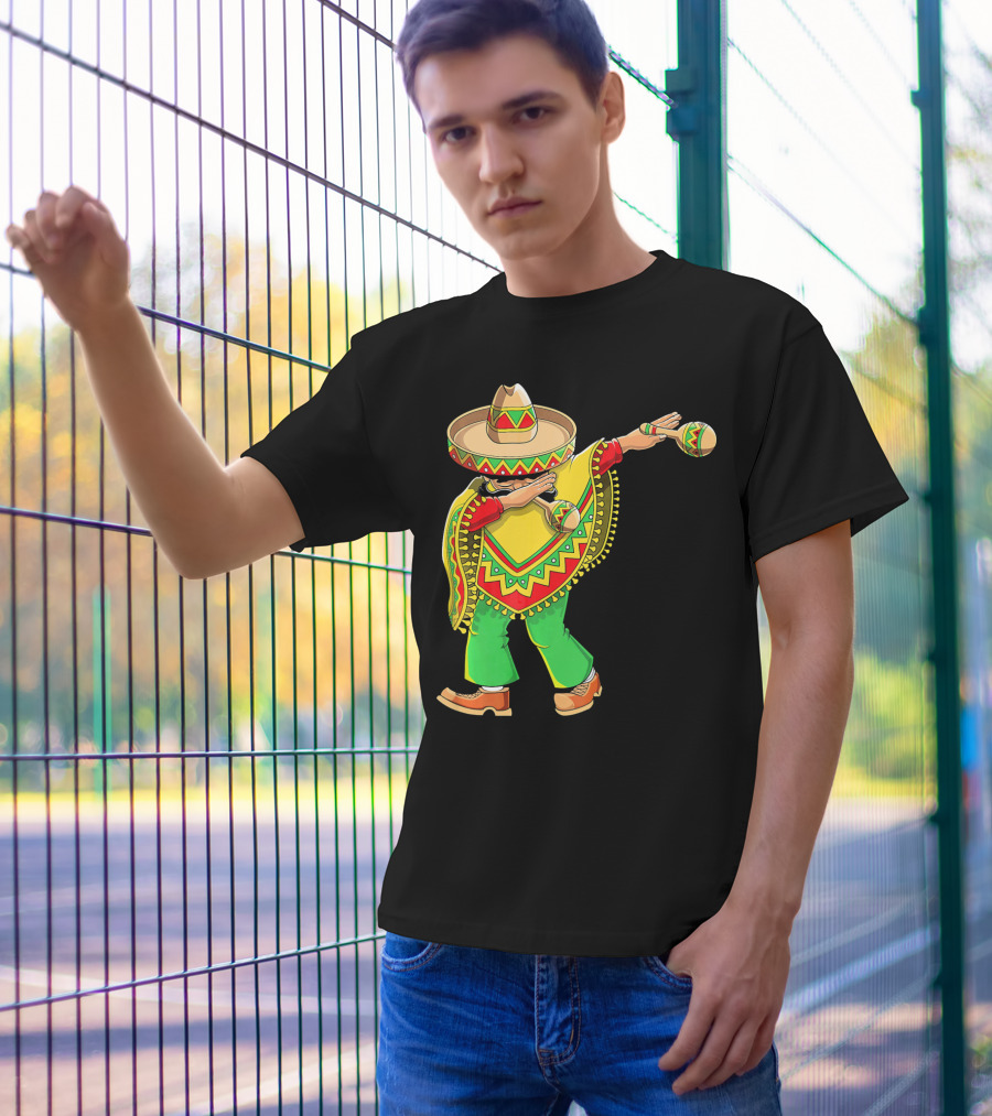 Dabbing Sombrero And Poncho With Maracas Fun T-Shirt