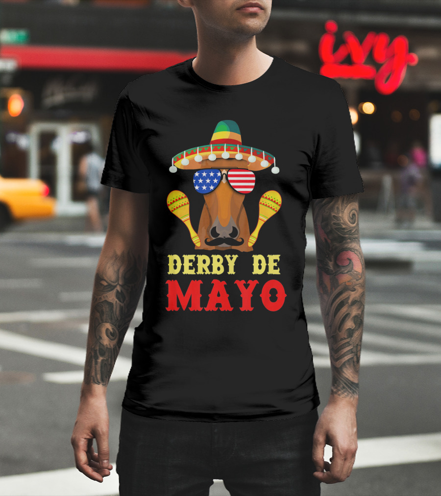 Derby De Mayo Cinco De Mayo Funny Men Horse Sombrero Maracas T-Shirt