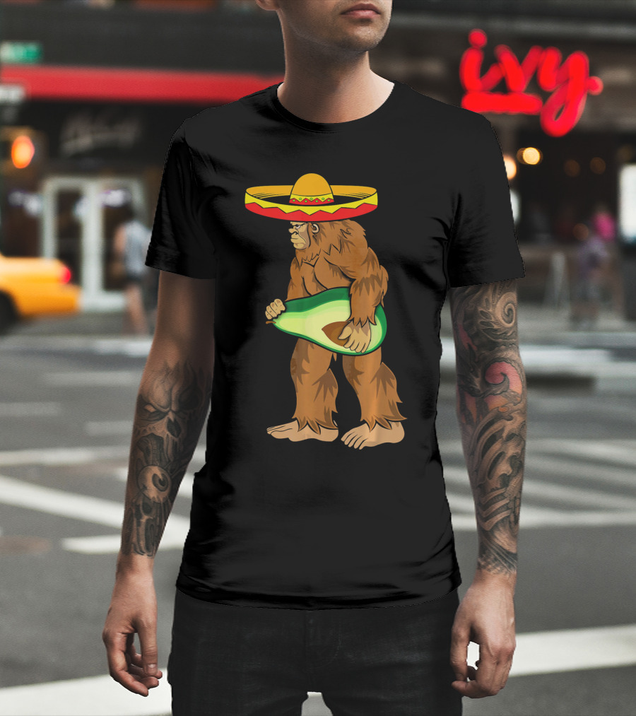 Bigfoot Sombrero Avocado Cinco De Mayo T-Shirt
