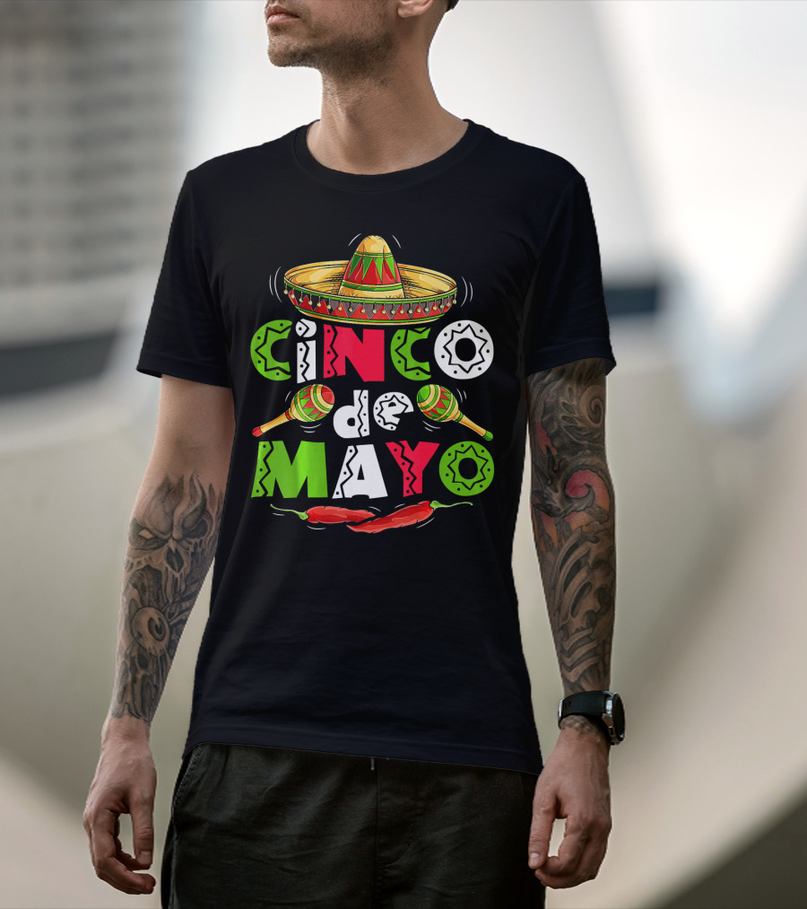 Cinco De Mayo Sombrero Maracas Chillies T-Shirt