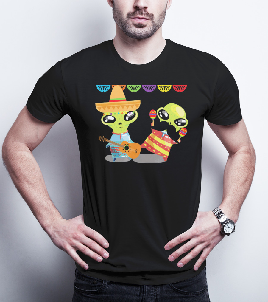 Mexican Fiesta Alien Sombrero Guitar Maracas Cinco De Mayo T-Shirt