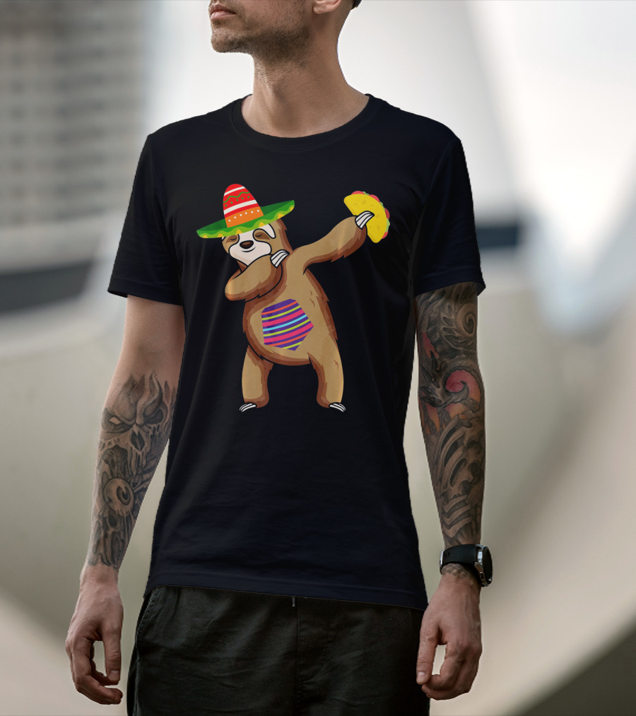 Sombrero Sloth Dabbing With Tacos For Cinco De Mayo T-Shirt