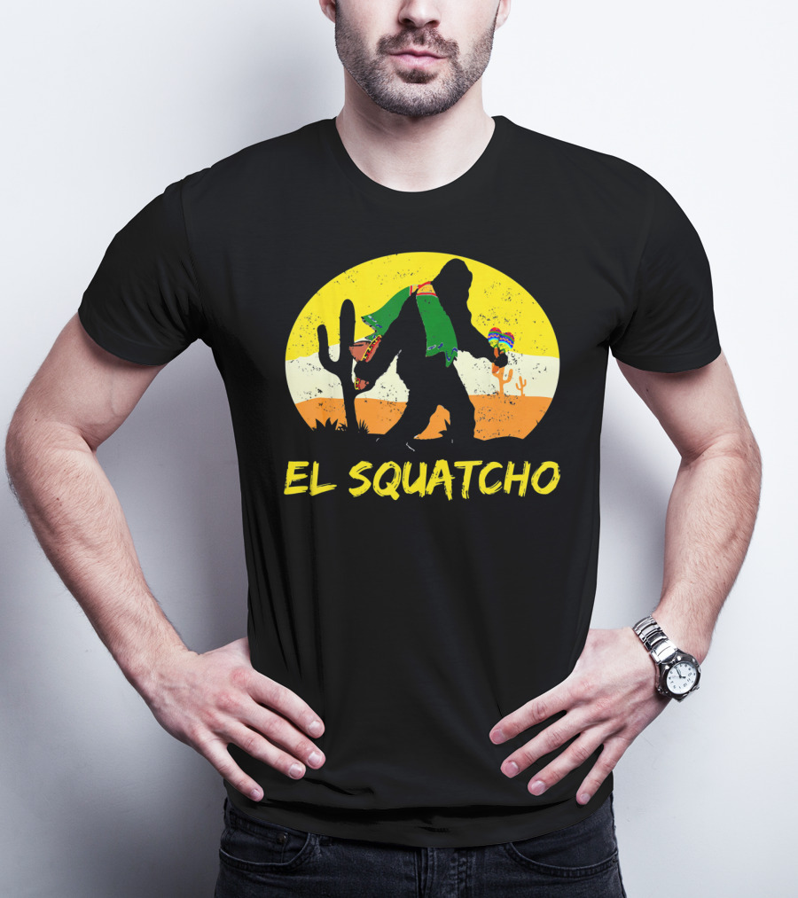 El Squatcho Bigfoot Cinco De Mayo Cactus Desert Scene T-Shirt