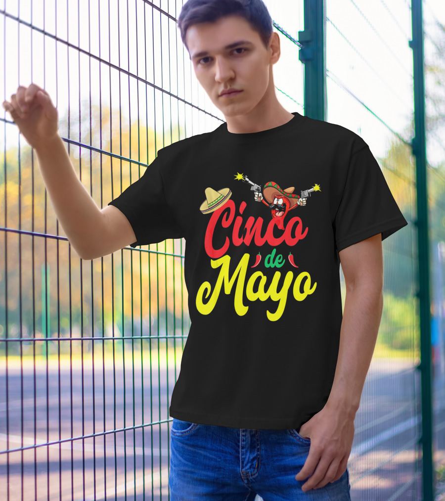 Cinco De Mayo Mexican Party Fiesta Sombrero Chili Pistols T-Shirt