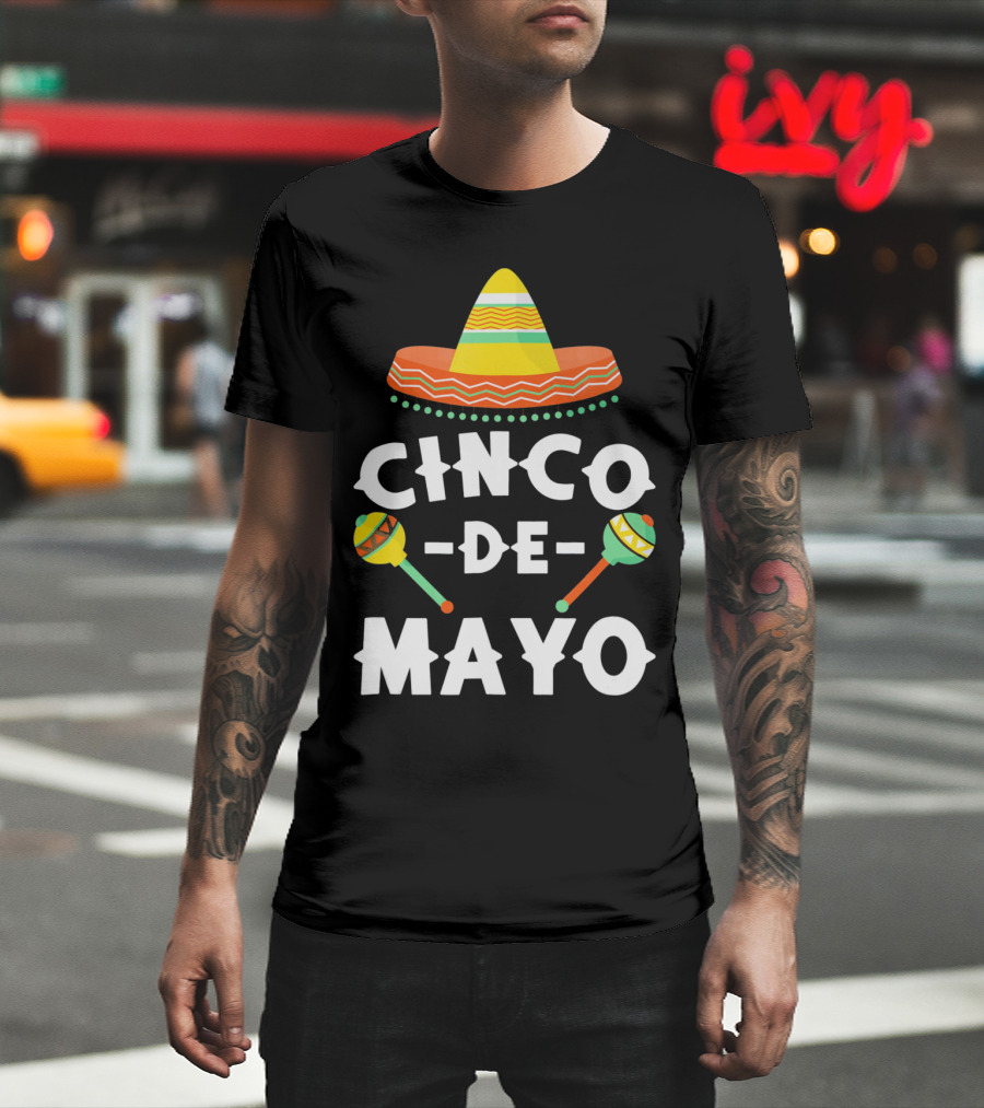 Cinco De Mayo Sombrero And Maracas T-Shirt