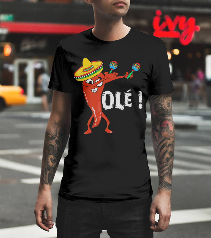Olé Cinco De Mayo Dancing Chili With Sombrero And Maracas T-Shirt