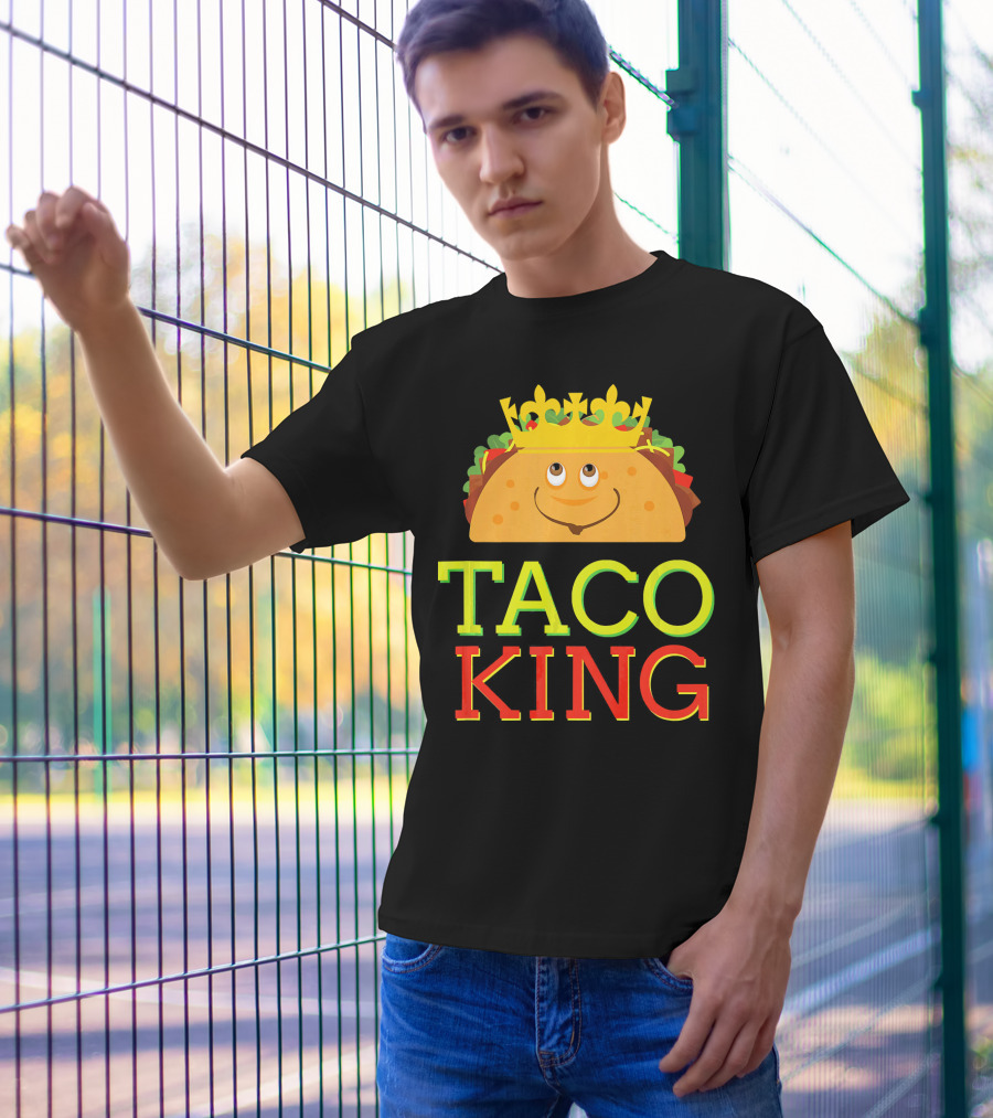 Taco King Funny Cinco DE With Smiling Crowned Taco T-Shirt