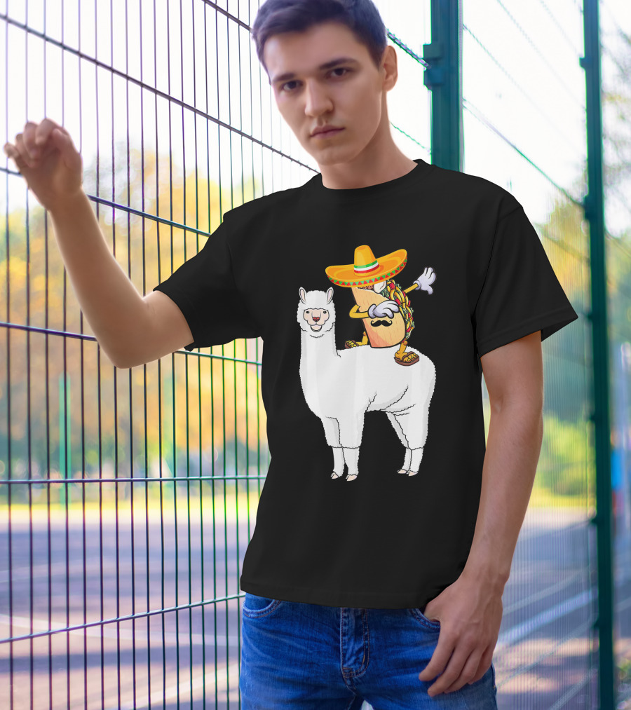 Dabbing Taco With Sombrero On Llama T-Shirt