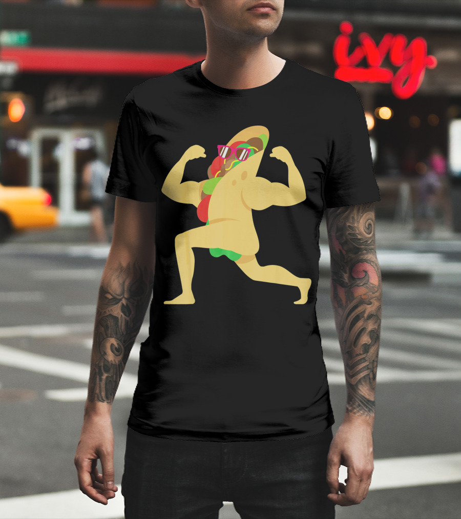 Muscle Beach Taco Funny Mexican Cinco De Mayo Flexing Bodybuilder T-Shirt