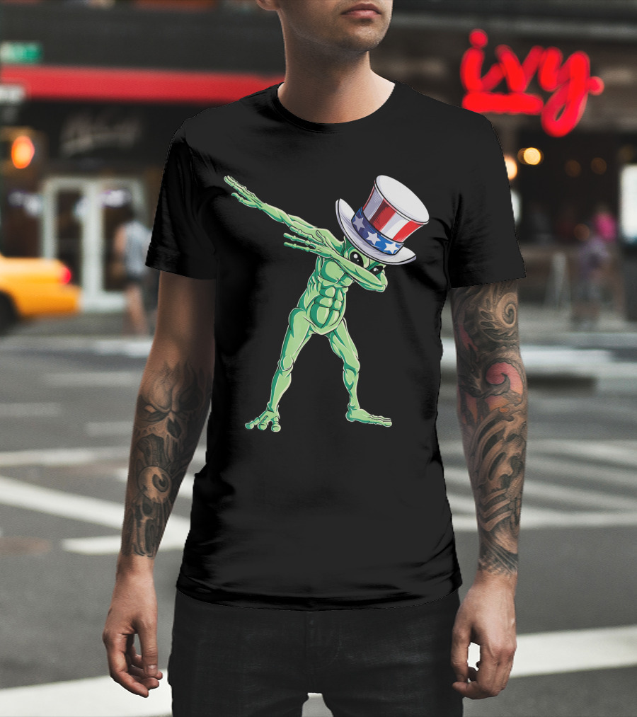 Dabbing Alien In American Uncle Sam Hat T-Shirt