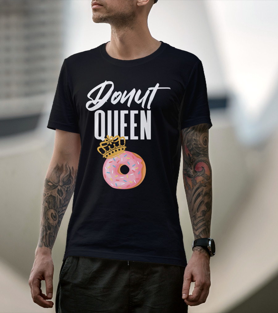 Donut Queen Sprinkled Women And Girls Pink Donut With Crown T-Shirt