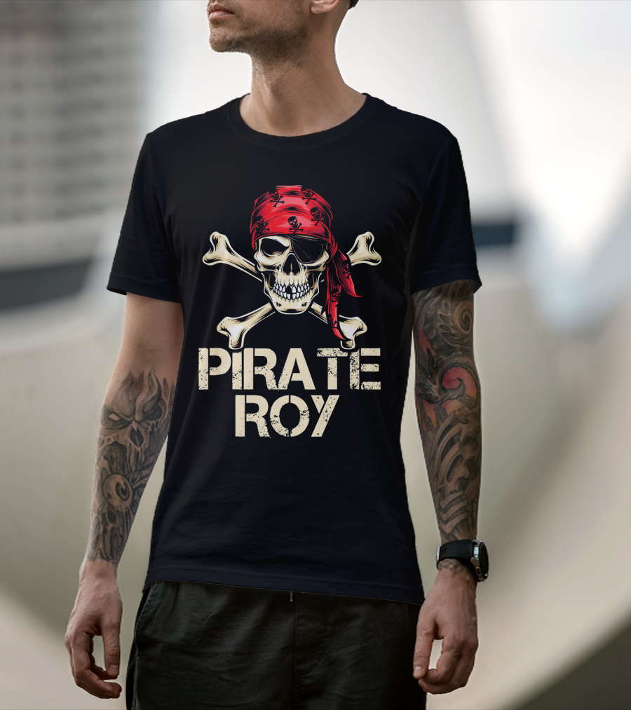 PIRATE ROY Skull Crossbones Red Bandana Vintage Funny Birthday T-Shirt