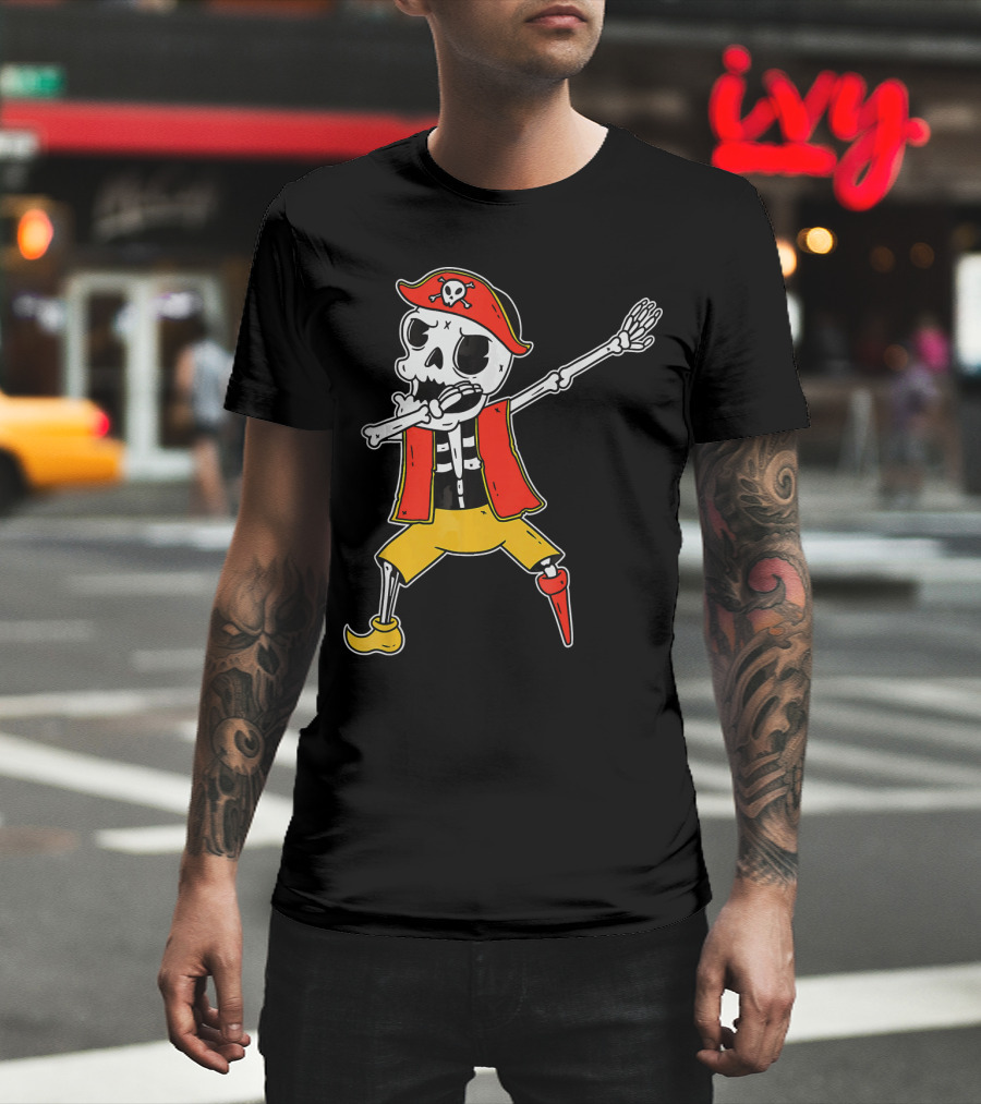 Dabbing Skeleton Pirate Skull And Crossbones Hat T-Shirt