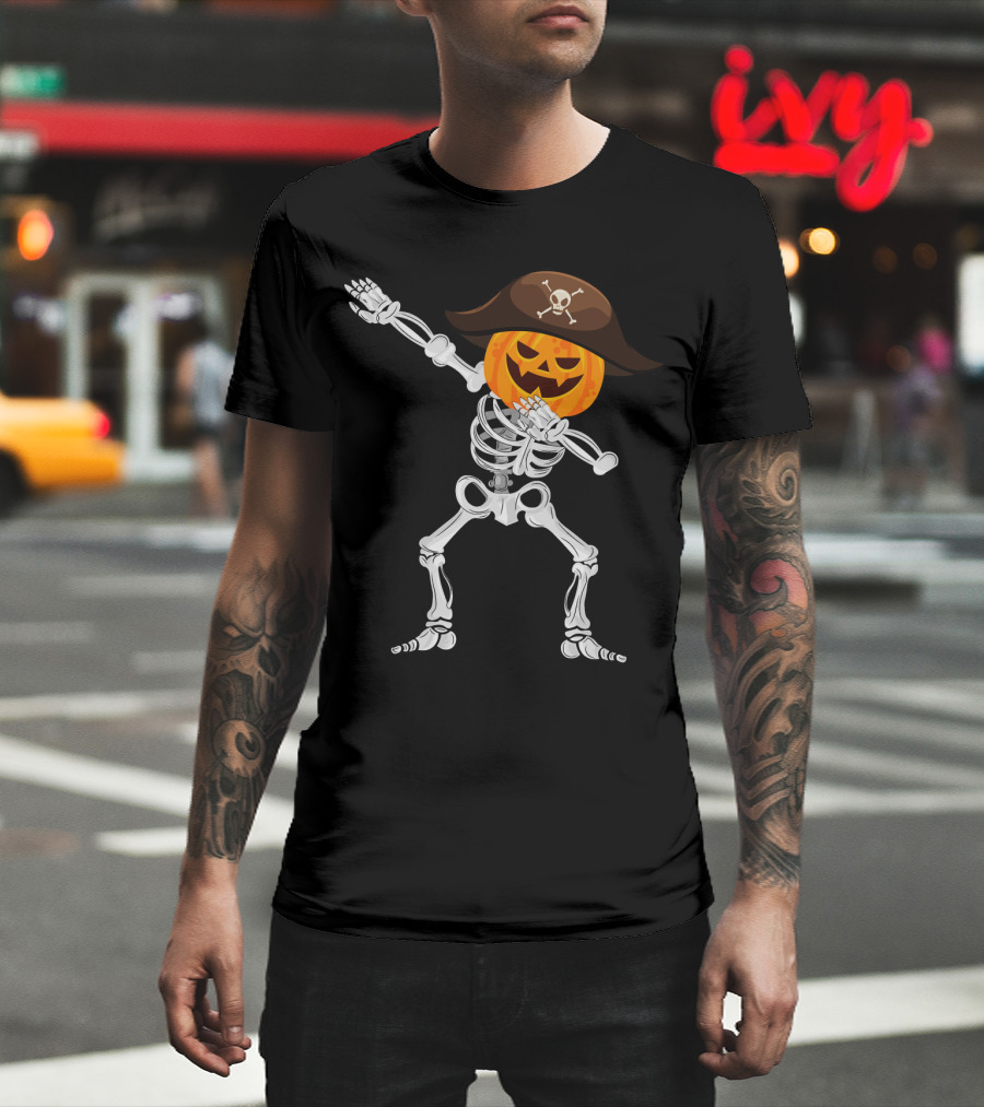 Skeleton Dabbing Pirate Pumpkin Halloween T-Shirt