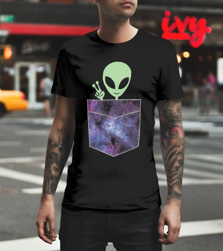 Alien Peace Sign Galaxy Pocket UFO Cos T-Shirt