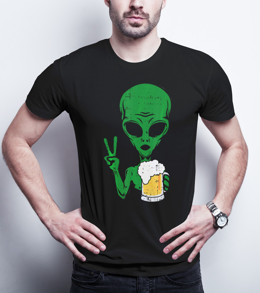 Area 51 Alien Peace Sign Drinking Beer T-Shirt