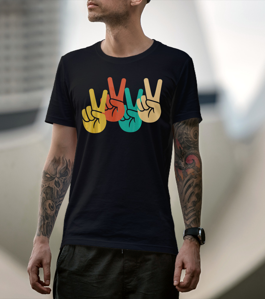 Retro Vintage Peace Love 60s 70s Colorful Peace Sign Hands T-Shirt