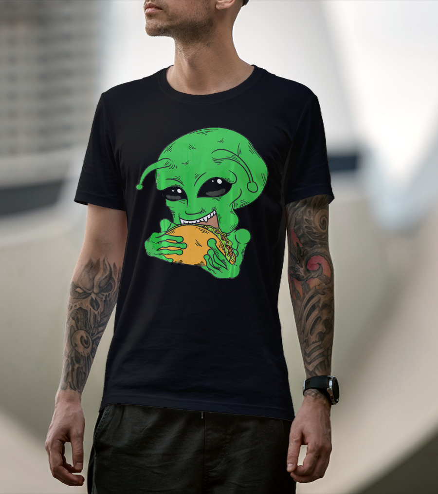 Alien Eating Taco Cool Outer Space UFO T-Shirt