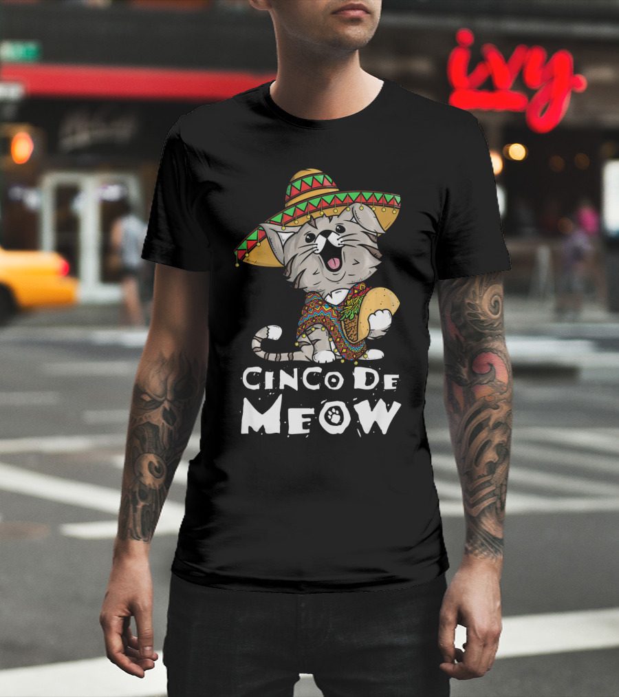 Cinco De Meow Sombrero Cat Holding Taco T-Shirt