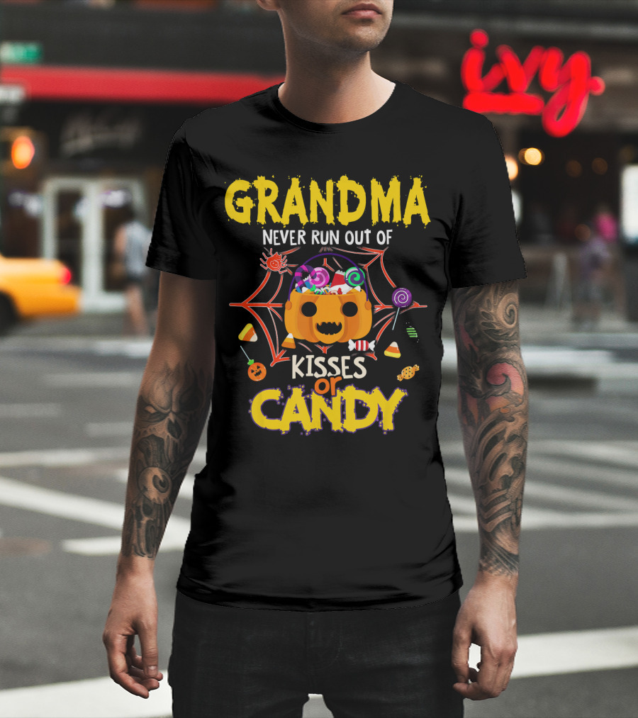 Grandma Never Run Out Of Kisses Or Candy Halloween Pumpkin Spiderweb Treats T-Shirt