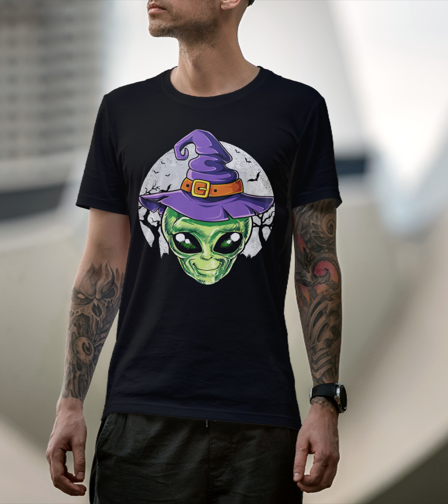 Alien Witch Hat With Moon And Bats T-Shirt
