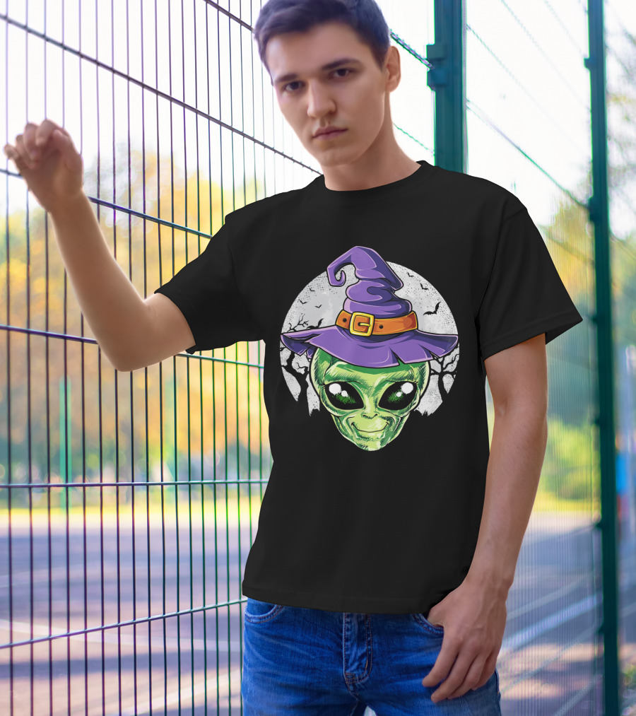 Alien Witch Hat With Moon And Bats T-Shirt