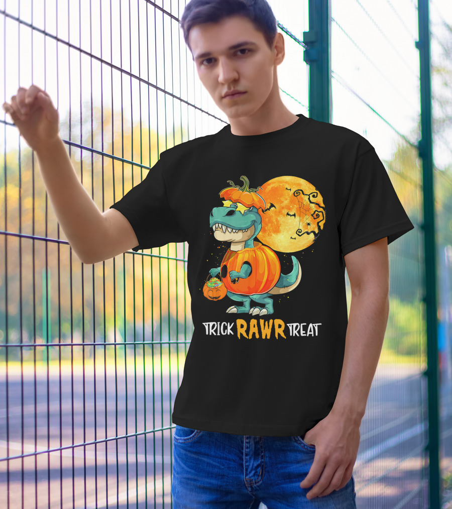Trick RAWR Treat Rex Dinosaur Halloween Pumpkin Moon T-Shirt