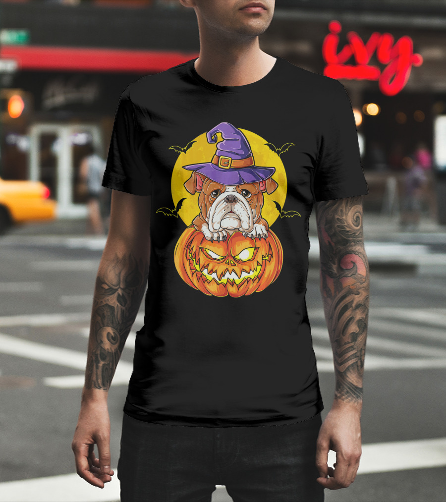 English Bulldog Halloween Witch Pumpkin Moon T-Shirt