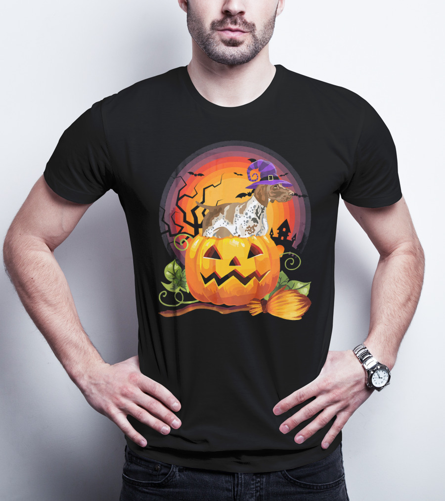 German Shorthaired Pointer Halloween Pumpkin Witch Hat Broomstick T-Shirt