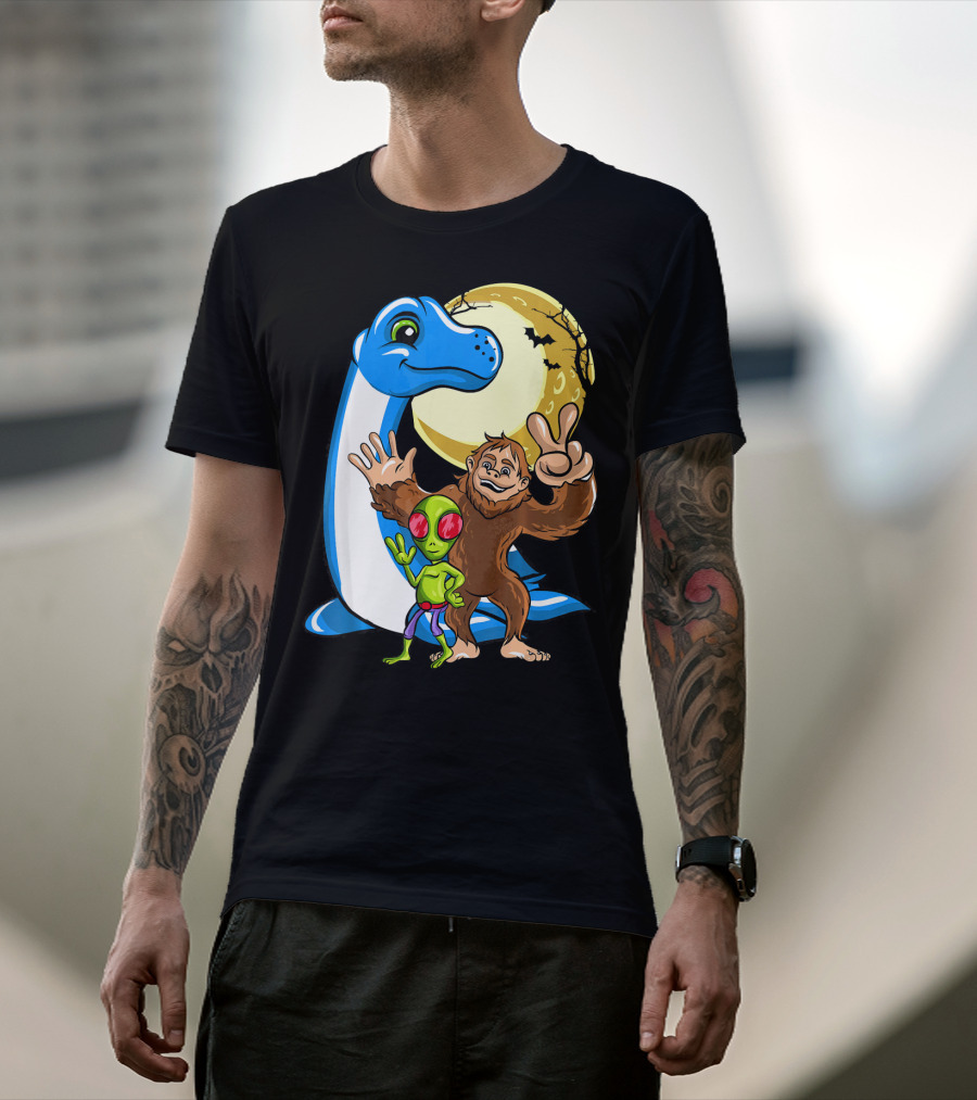 Bigfoot Sasquatch Loch Ness Monster Ness Alien Moon Scene T-Shirt