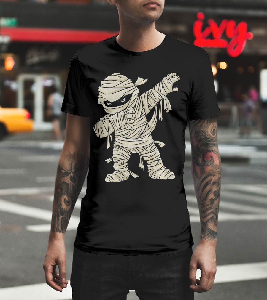 Dabbing Mummy Costume Dance Halloween Humor T-Shirt