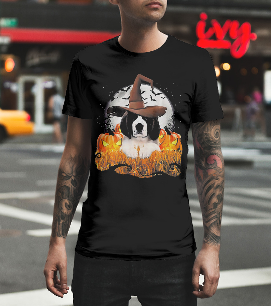 Cute Saint Bernard Dog Witch With Pumpkins And Full Moon T-Shirt