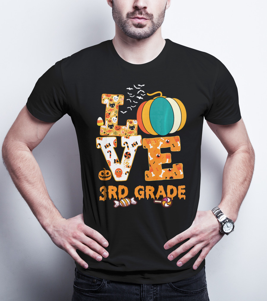 Funny Halloween Love 3rd Grade Teacher Pumpkin Candy Bats T-Shirt