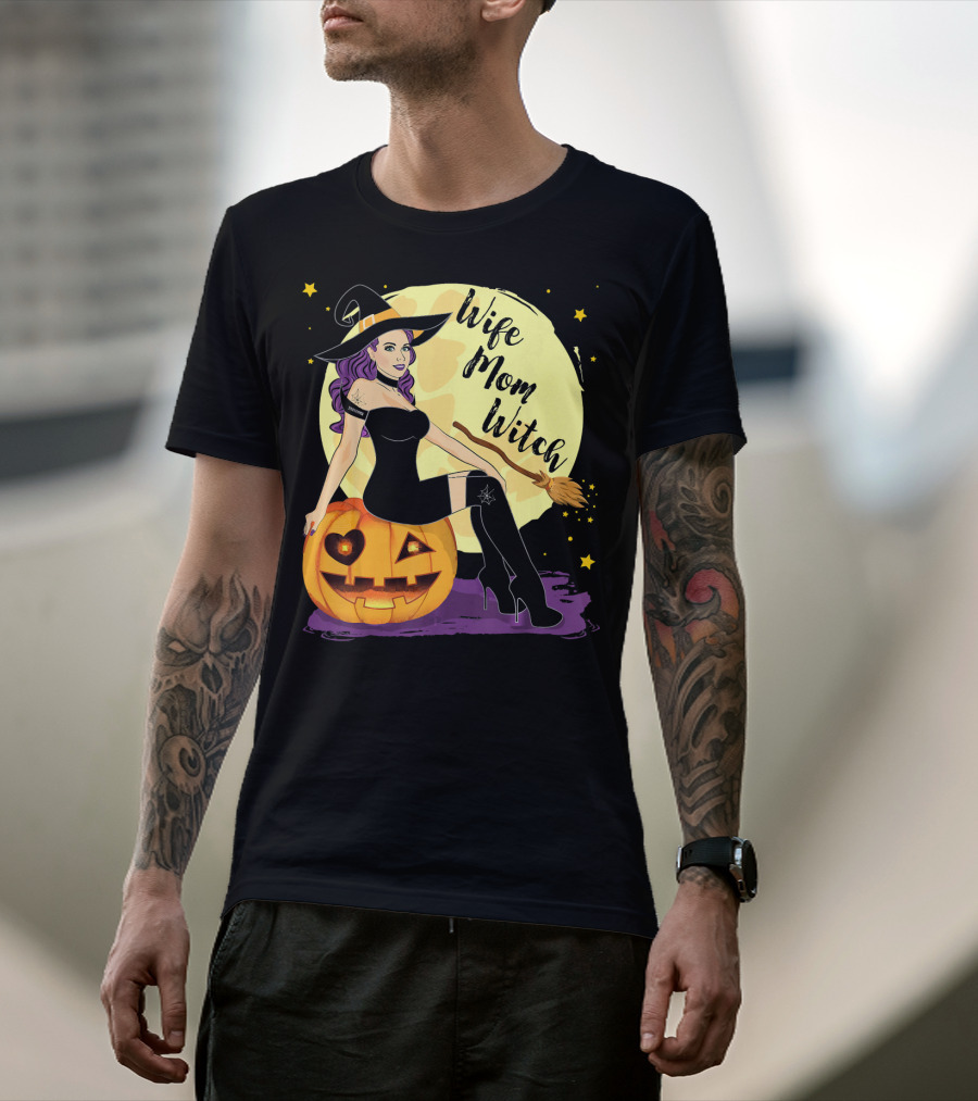 Wife Mom Witch Halloween Women Bro Pumpkin Moon Broomstick T-Shirt