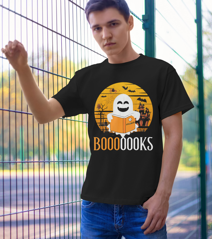 Booooooks Boo Read Books Funny Nerd Halloween Ghost Reading T-Shirt