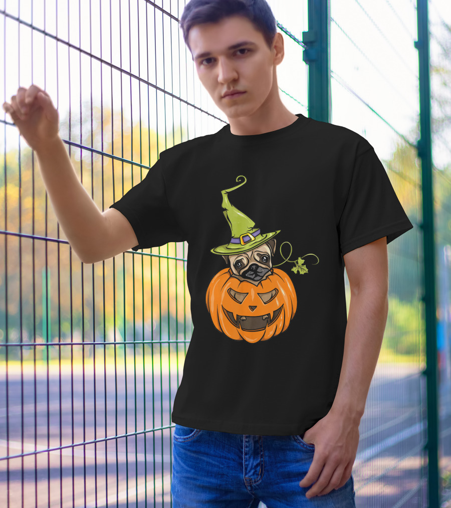 Pumpkin Pug Witch Halloween Costume Women T-Shirt