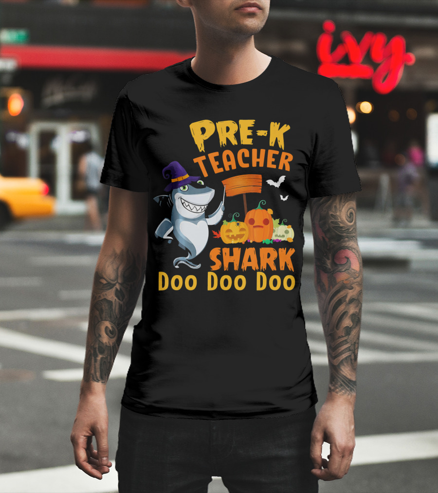 Pre-K Teacher Shark Doo Doo Doo Halloween Witch Pumpkins Bats T-Shirt