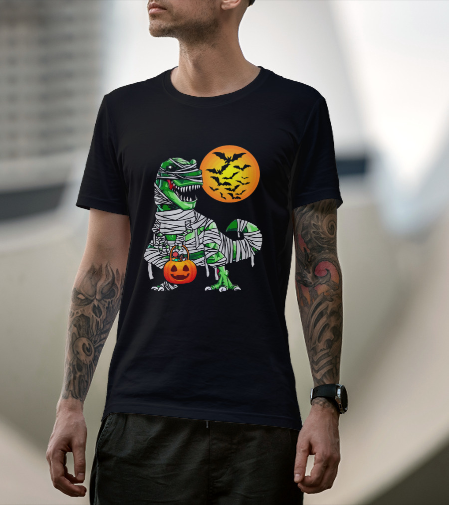 Tyrannosaurus Rex Dinosaur Mummy With Pumpkin And Bats Halloween Boy T-Shirt