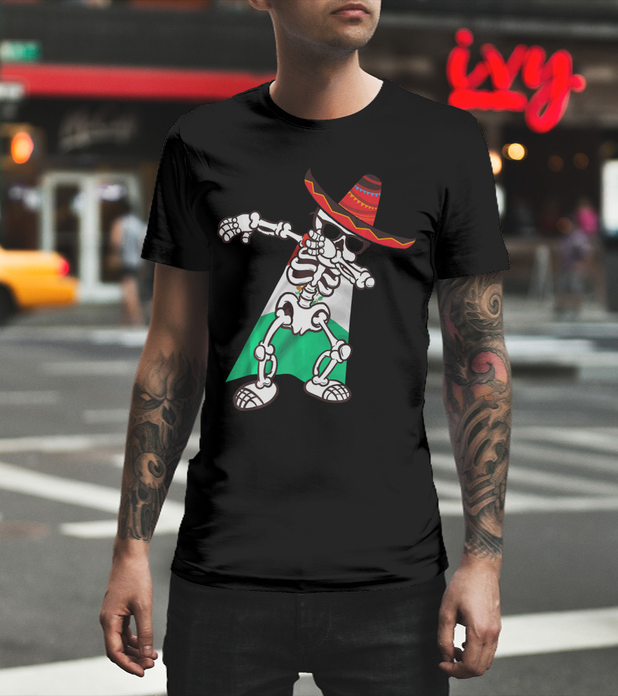Cinco De Mayo Skeleton Dabbing With Sombrero And Mexican Flag Cape T-Shirt