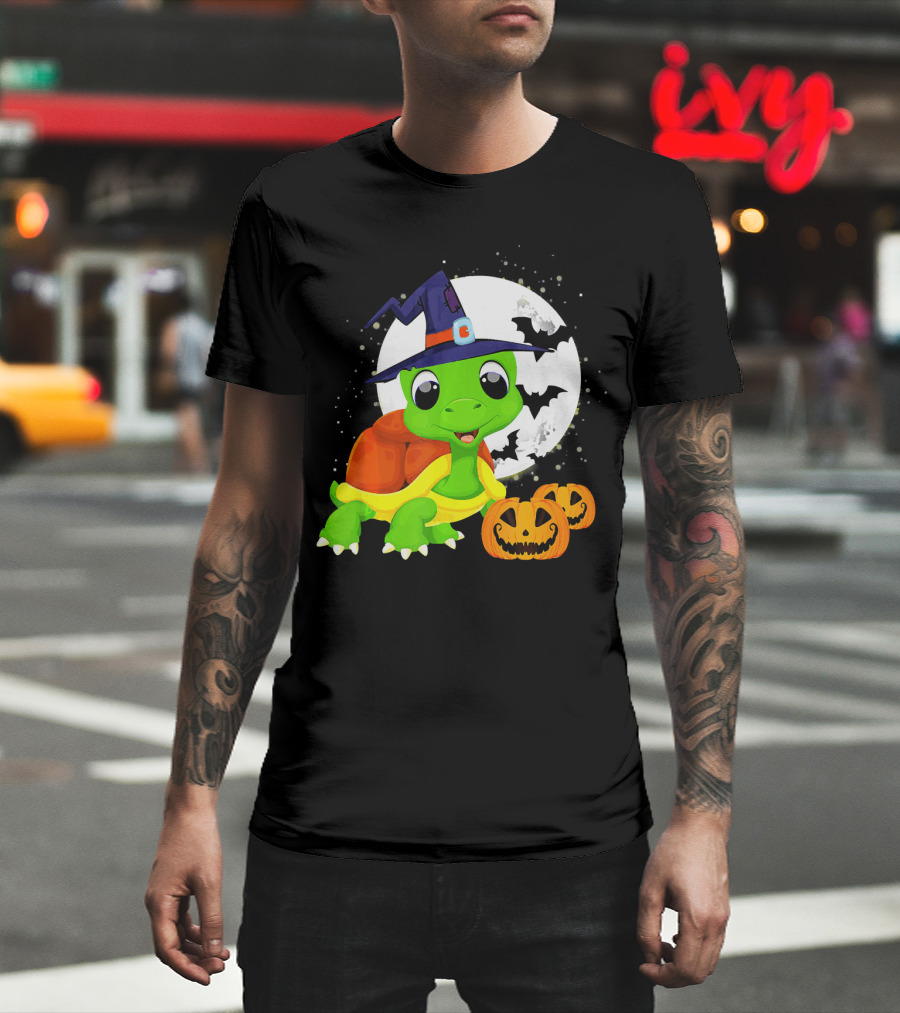 Turtle Witch Halloween Pumpkin Moon And Bats T-Shirt
