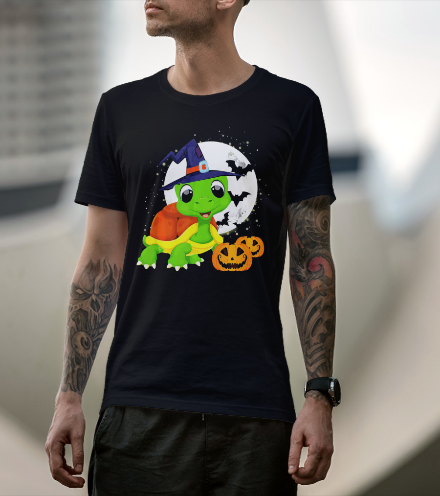 Turtle Witch Halloween Pumpkin Moon And Bats T-Shirt
