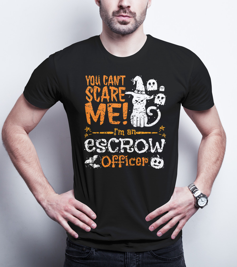 You Can't Scare Me I'm An Escrow Officer Halloween Cat Ghosts Pumpkin T-Shirt