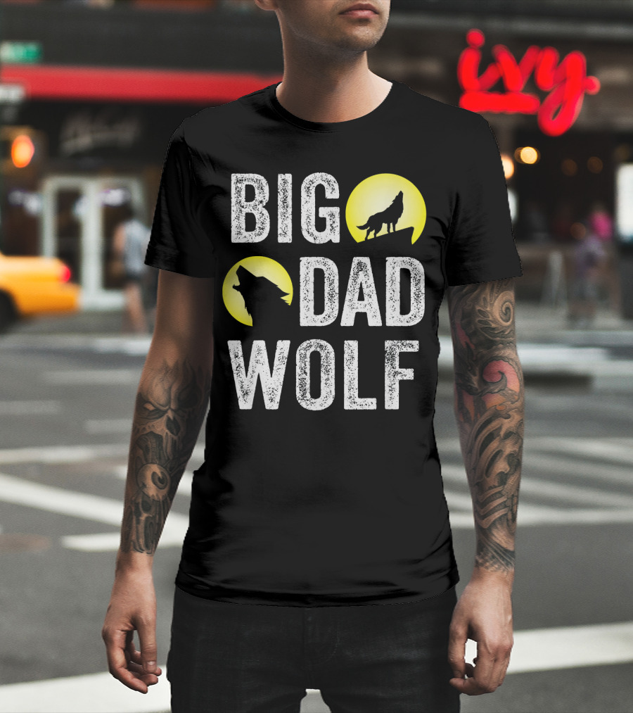 Big Dad Wolf Howling T-Shirt