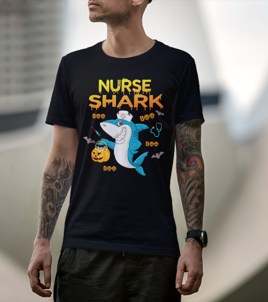 Nurse Shark Halloween Boo Pumpkin Bats Stethoscope T-Shirt