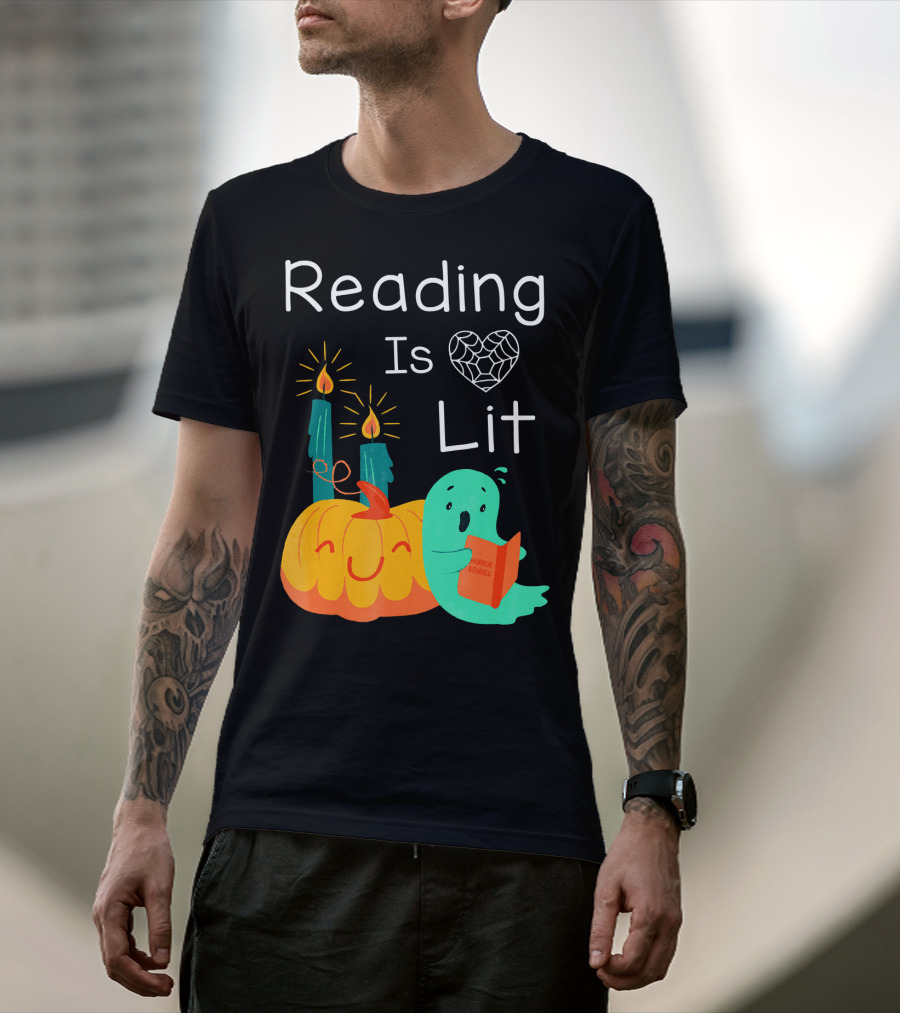 Reading Is Lit Teacher Librarian Halloween Costume Pumpkin Ghost Candles T-Shirt