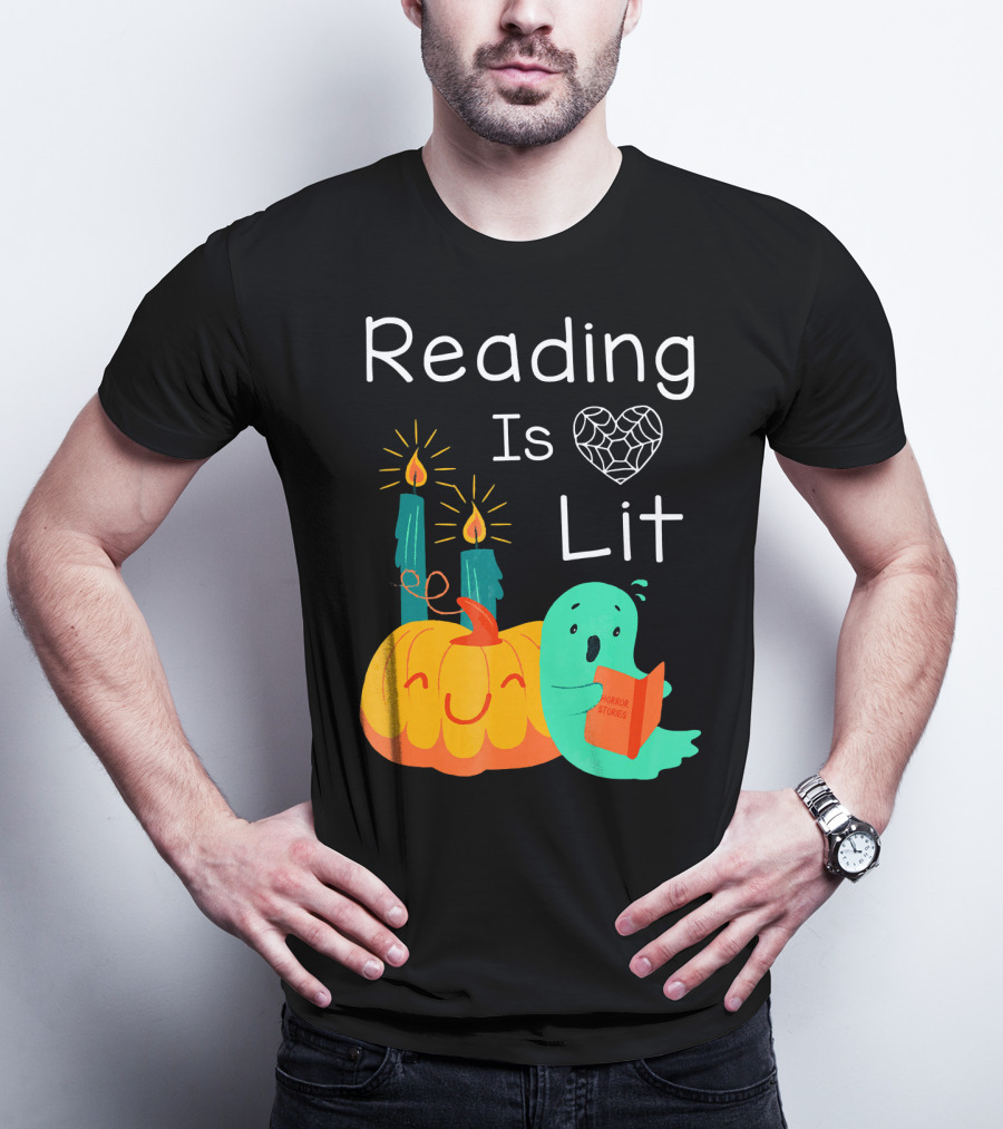 Reading Is Lit Teacher Librarian Halloween Costume Pumpkin Ghost Candles T-Shirt