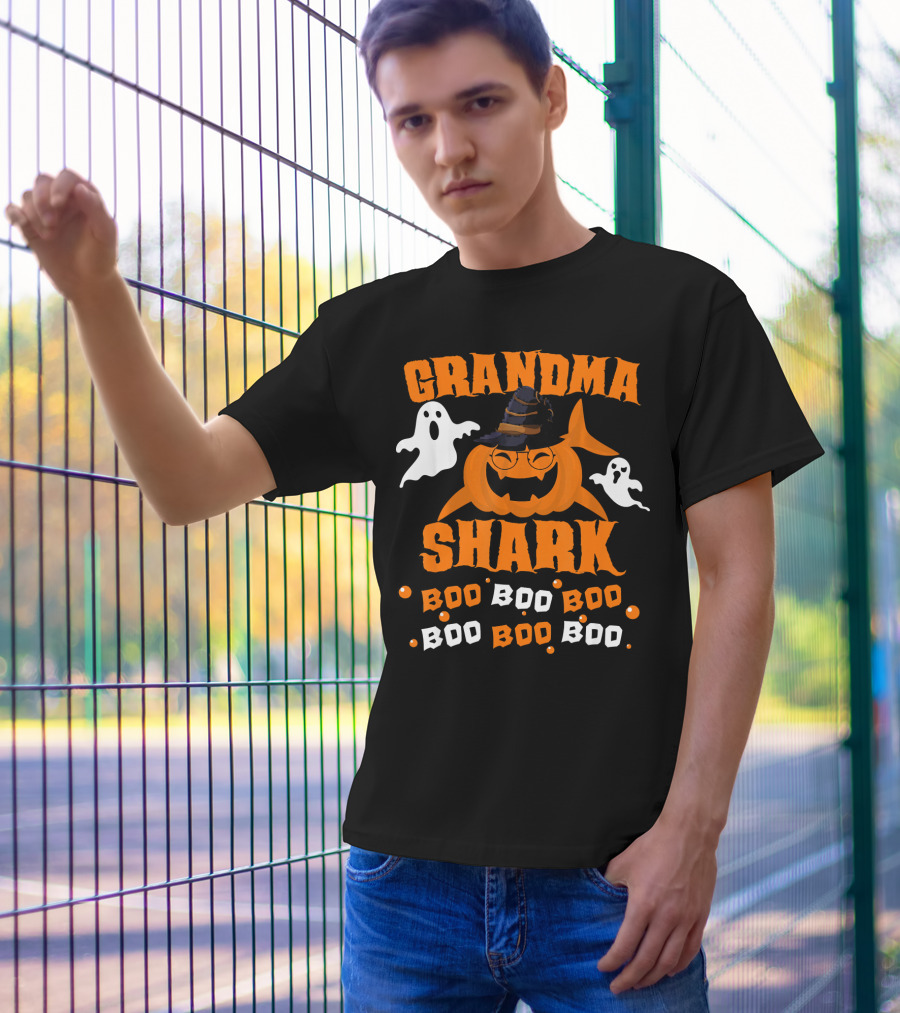 Grandma Shark Witch Boo Boo Boo Halloween Ghosts T-Shirt